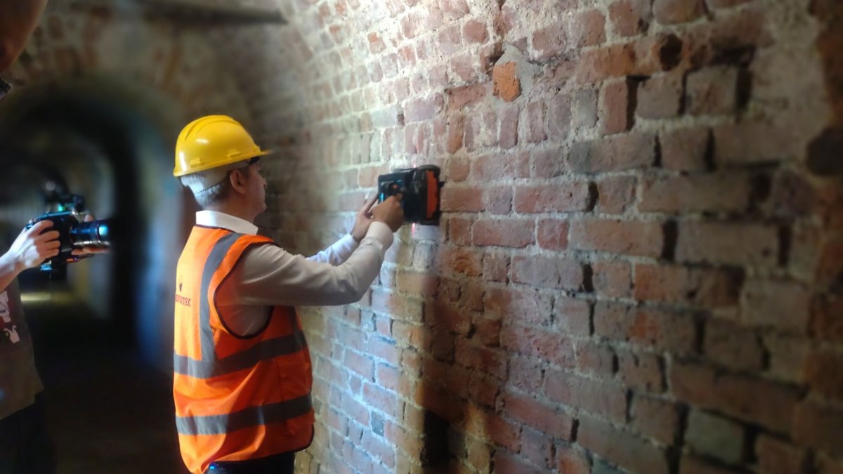 Ground penetrating radars reveal new secrets under Sforza Castle in ...